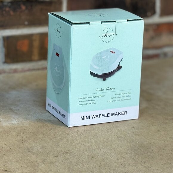 Kitchen | Kitchen Selectives Mint Green 4 Inch Round Mini Waffle 4 Inch ...